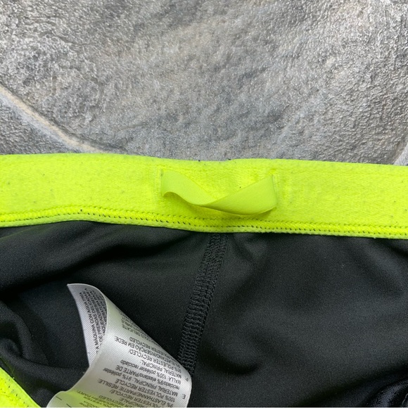 Reebok | Pants & Jumpsuits | Reebok Speedwick Athletic Capri | Poshmark